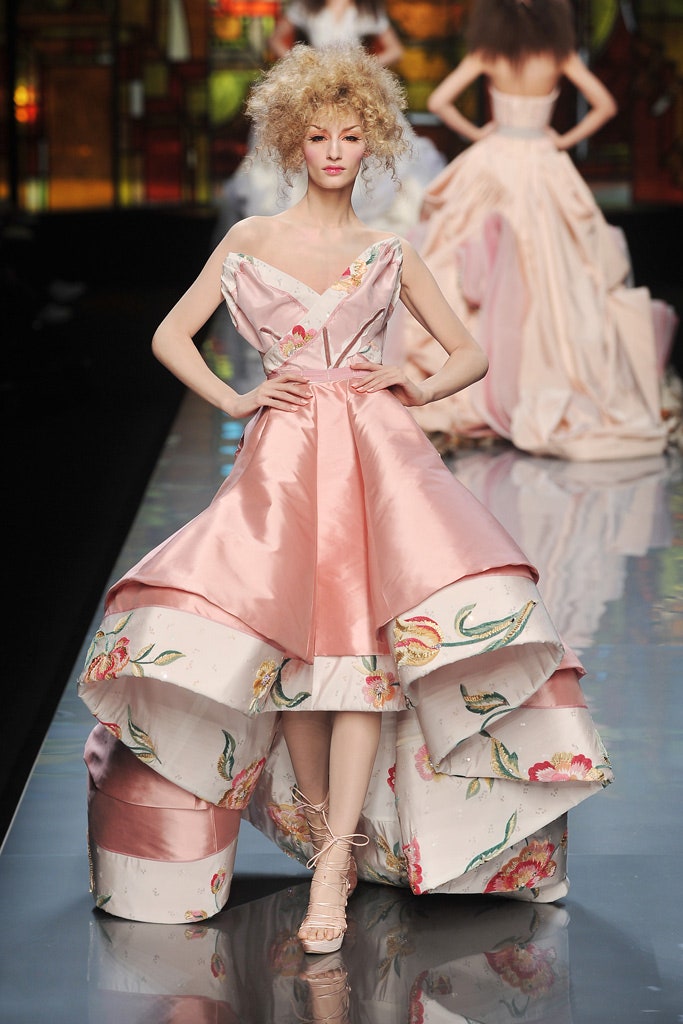 Christian Dior Couture Spring 2009: Vermeer’s Verve – Ayerhs Magazine