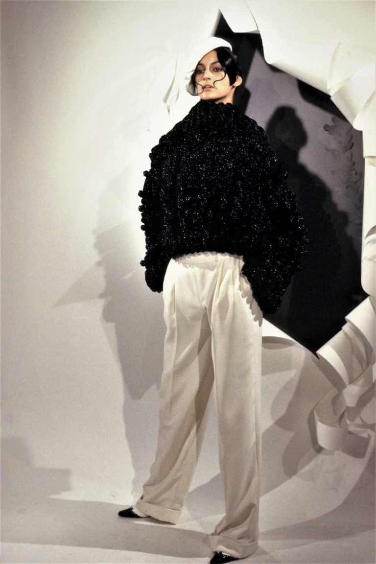 Christian Dior Couture Spring 1999: Dior’s Surrealist Dreamscape ...