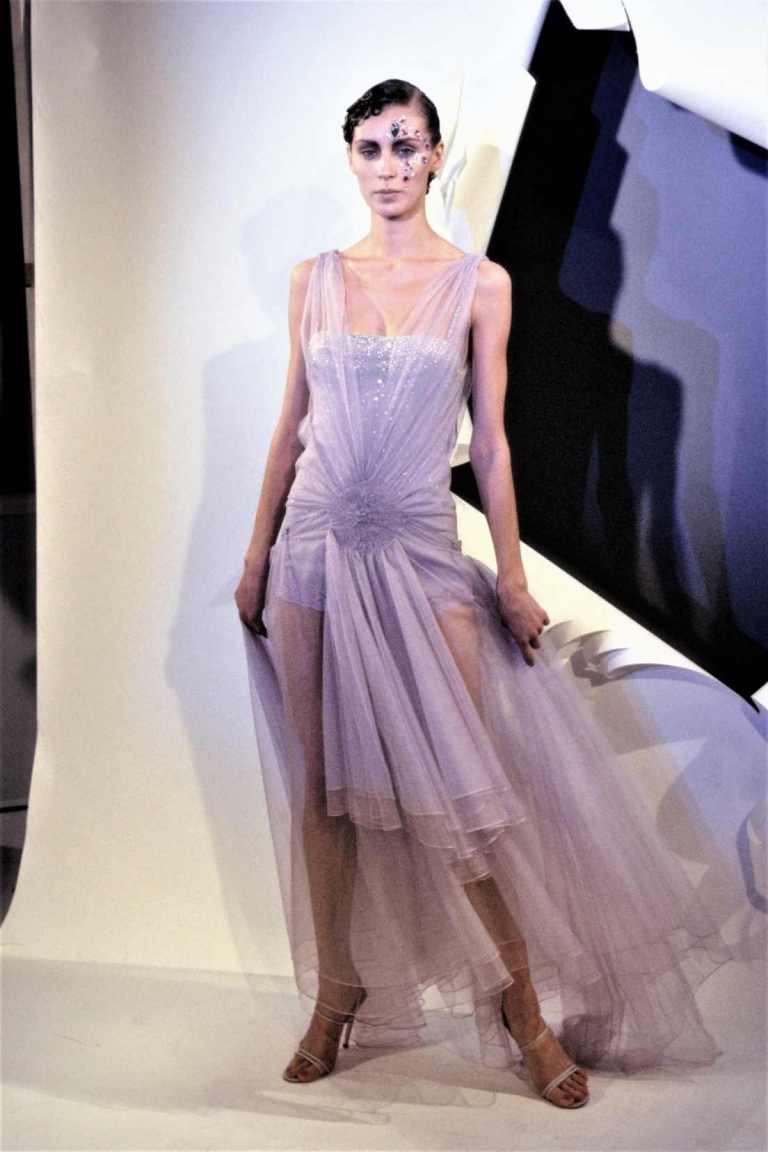 Christian Dior Couture Spring 1999: Dior’s Surrealist Dreamscape ...