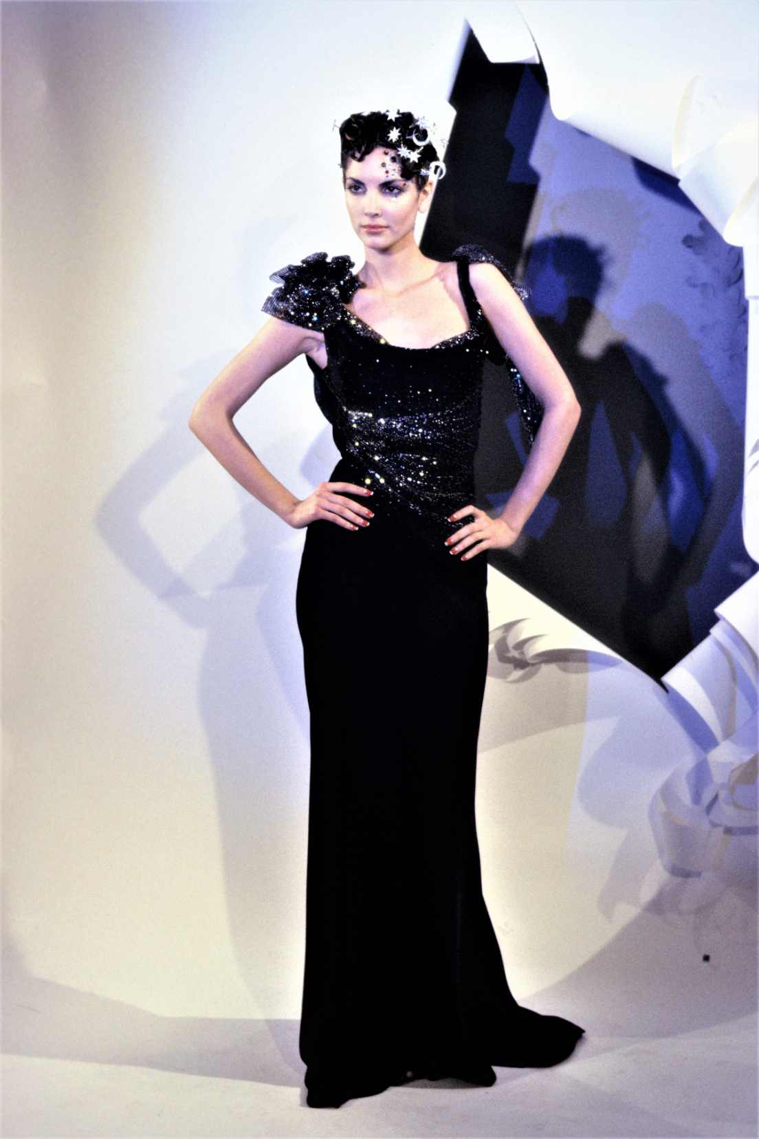 Christian Dior Couture Spring 1999: Dior’s Surrealist Dreamscape ...