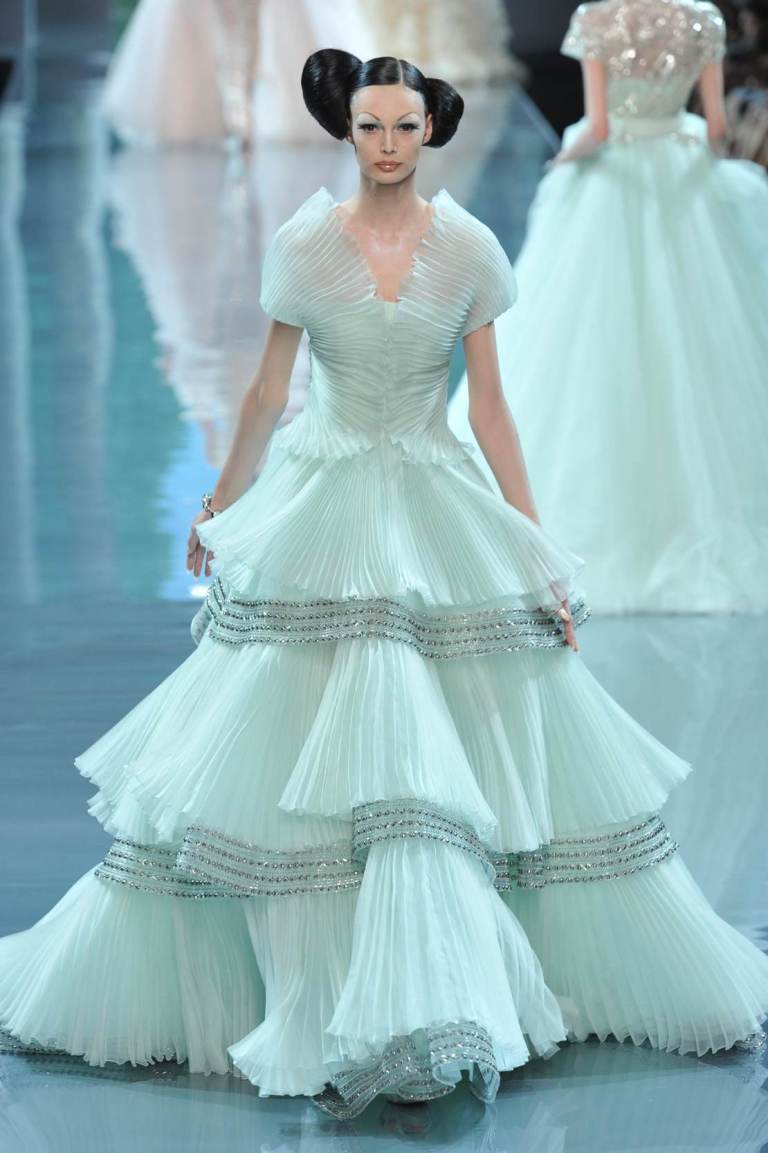 Christian Dior Couture Fall 2008: Galliano’s Couture Renaissance ...