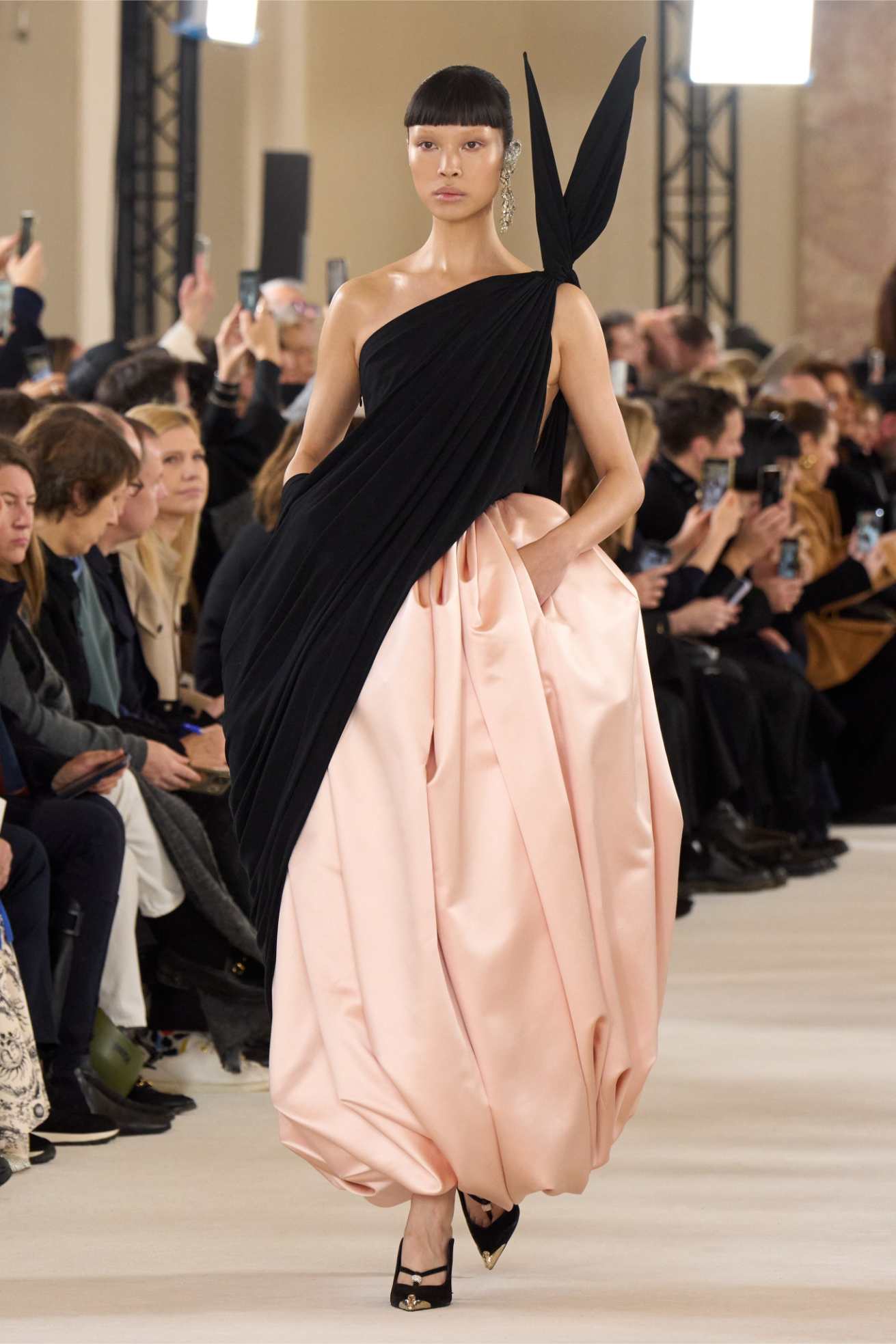 Schiaparelli Couture Spring 2024: Motherboard Magic – Ayerhs Magazine