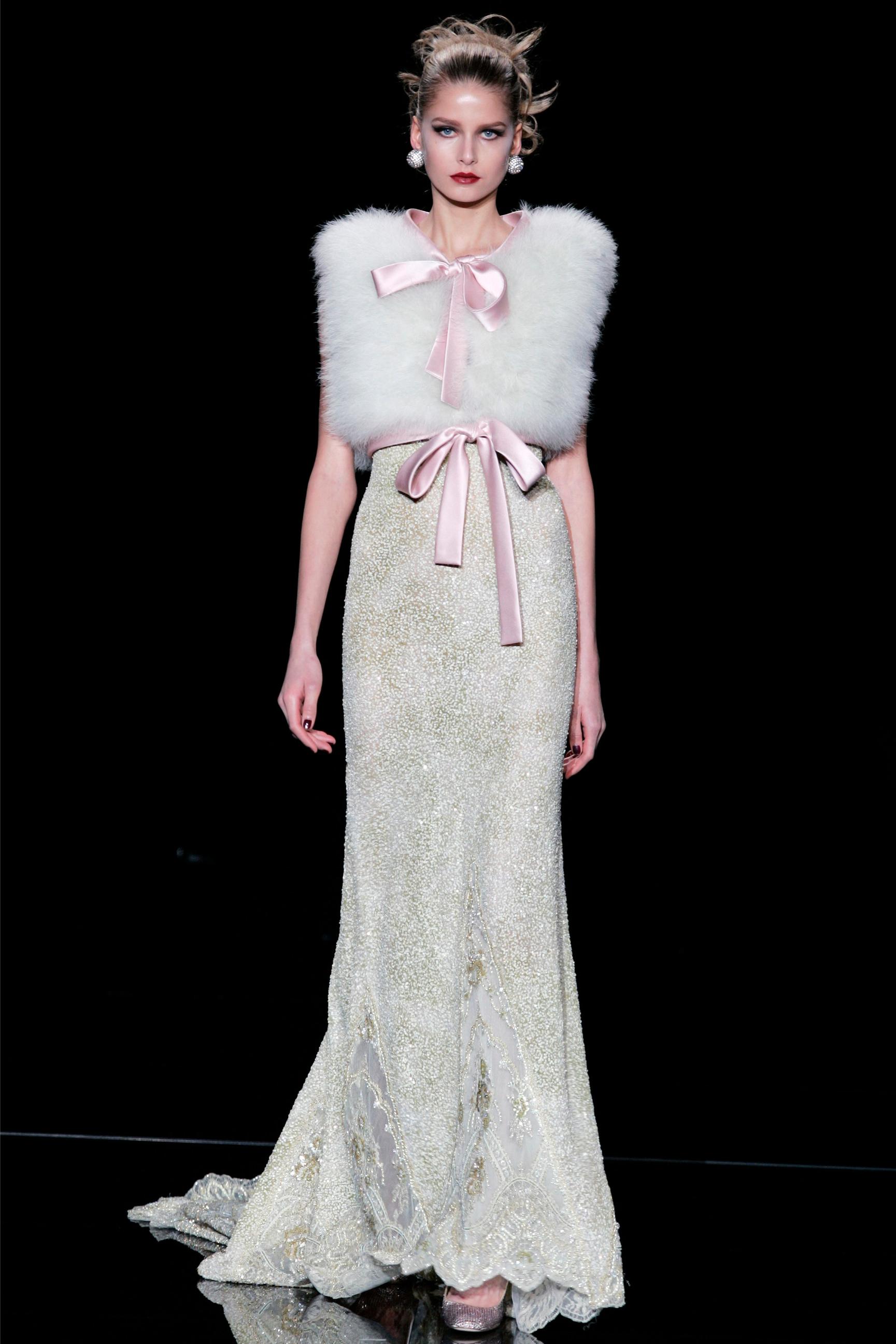 Valentino Spring 2005 Couture: Touch of Approachability – Ayerhs Magazine