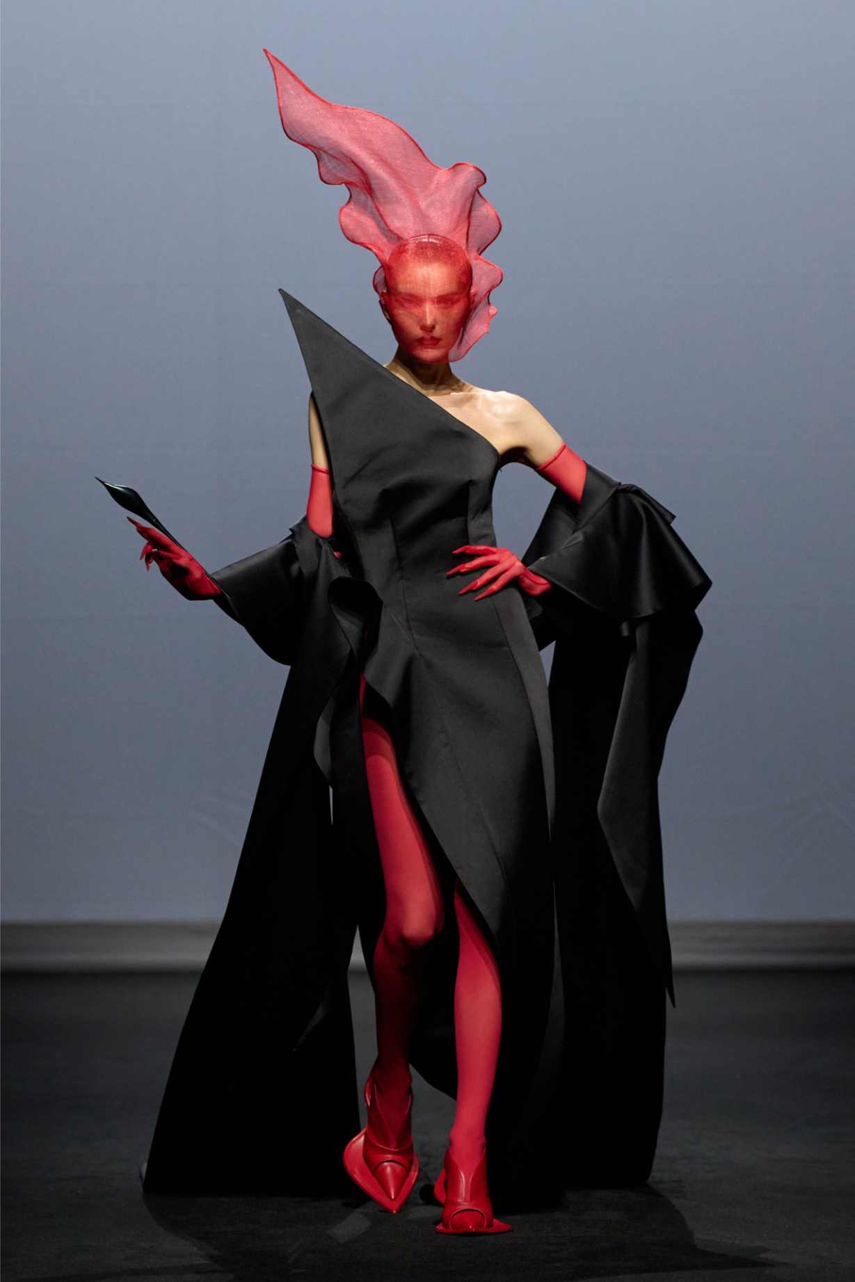 Robert Wun Couture Fall 2025 – Ayerhs Magazine